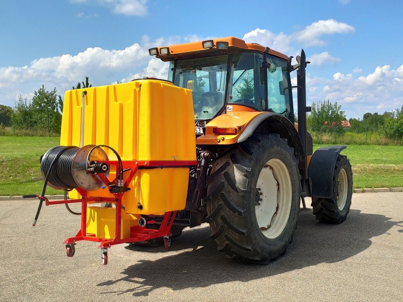 Agrojet - Produkcja, sprzedaż i serwis urządzeń typu WUKO do obsługi ...